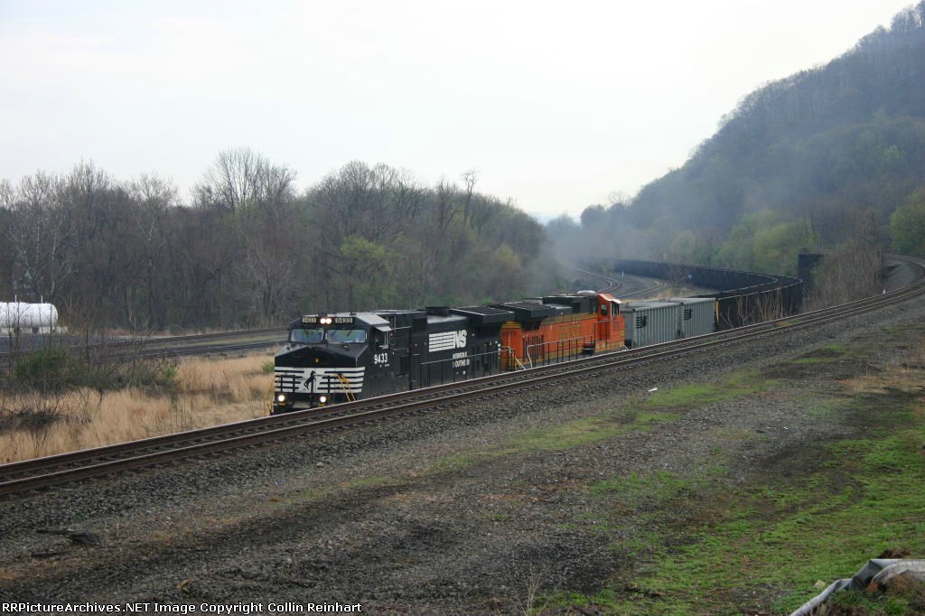 NS 9433 & BNSF 5079